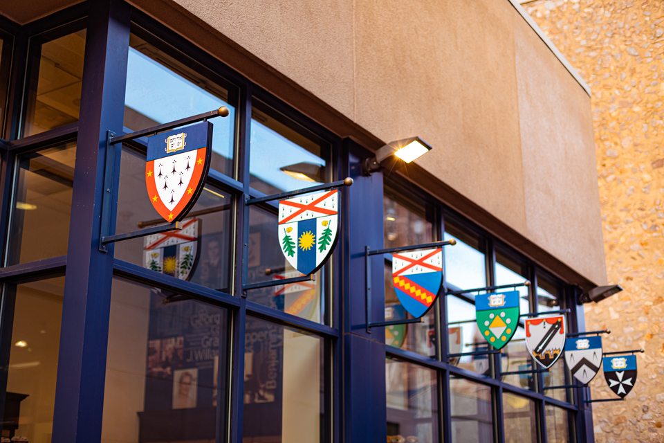 Heraldry | Yale Identity